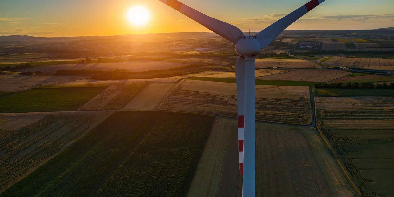 Capturing Manila - Maxiclip